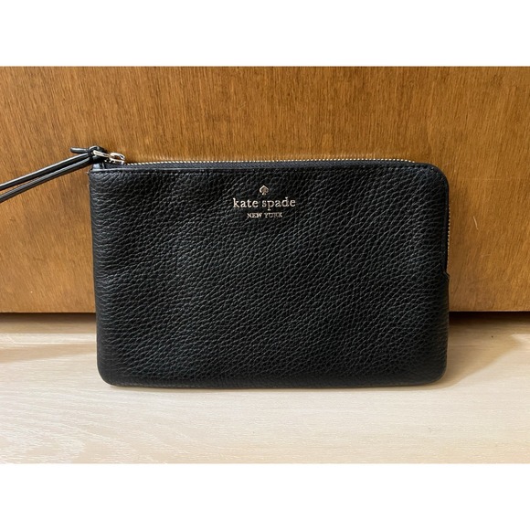 kate spade | Bags | Kate Spade Leila Medium L Zip Wristlet Pebble ...